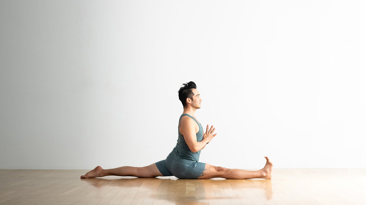 Monkey Pose (Hanumanasana)