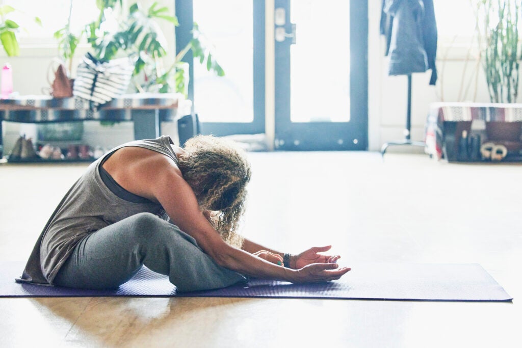 What's the Difference Between Yin Yoga and Restorative Yoga?