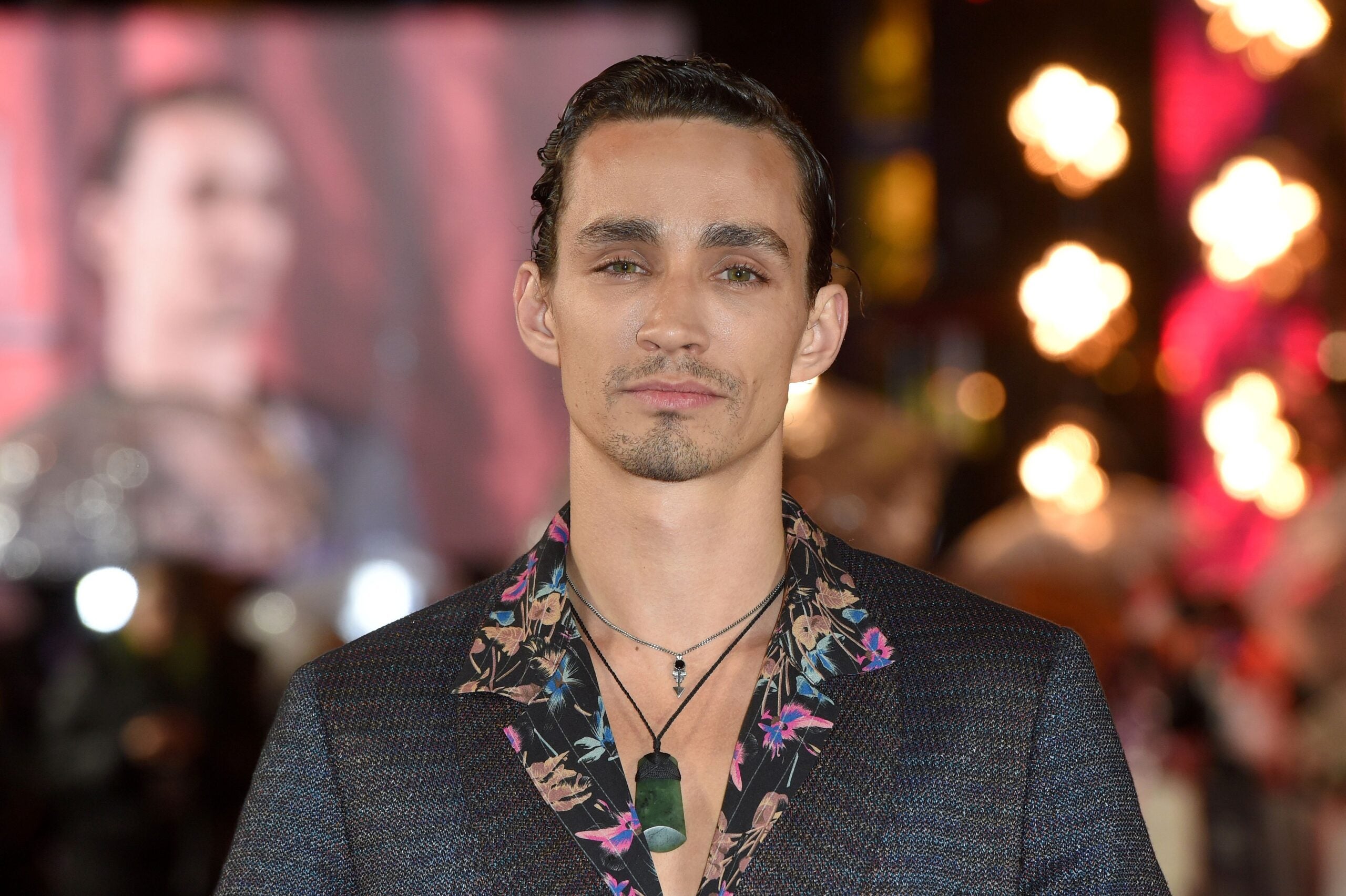 6 Most Relatable Moments From Robert Sheehan’s Playing Dead